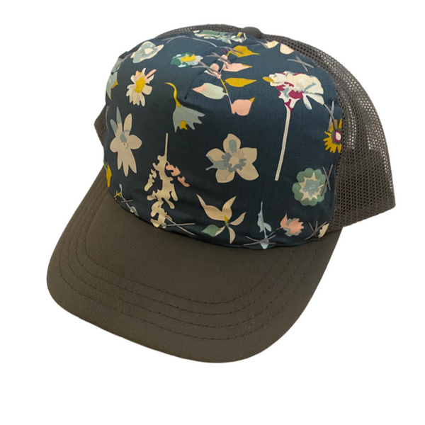 Summer Stroll – Blowfish Designs